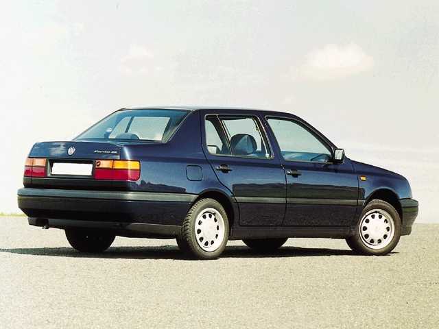 VOLKSWAGEN Vento - Foto e Immagini Esclusive - Archivio | Quattroruote.it