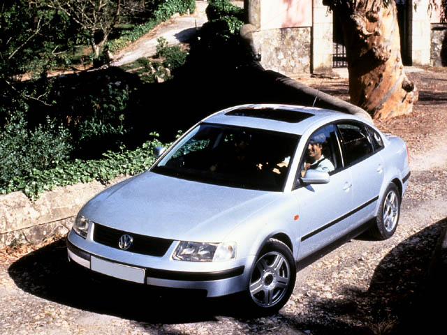 VOLKSWAGEN Passat 5ª serie - Foto e Immagini Esclusive - Archivio ...