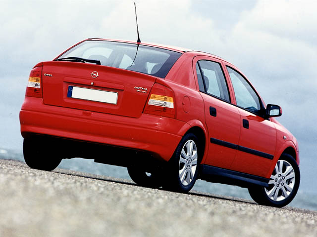 OPEL Astra 2ª serie - Foto e Immagini Esclusive - Archivio ...