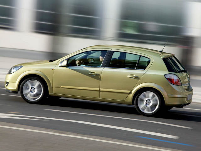 OPEL Astra 3ª serie - Foto e Immagini Esclusive - Archivio ...