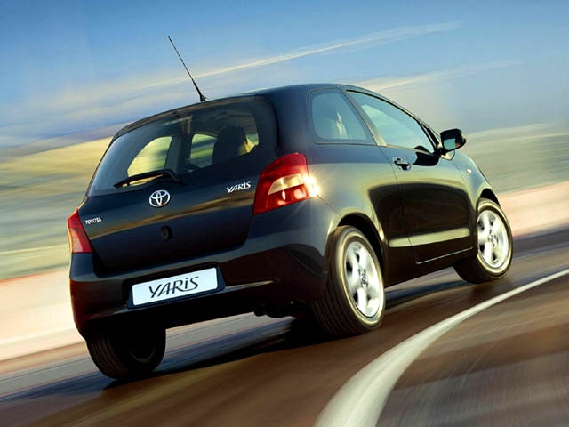 TOYOTA Yaris 2ª serie - Foto e Immagini Esclusive - Archivio ...
