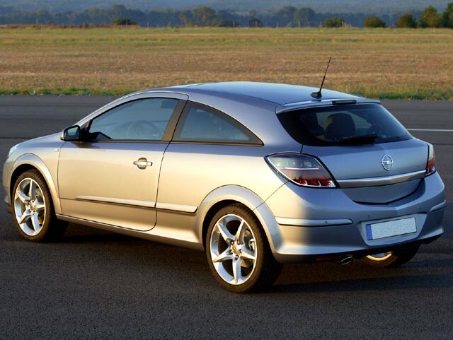 OPEL Astra 3ª serie - Foto e Immagini Esclusive - Archivio ...