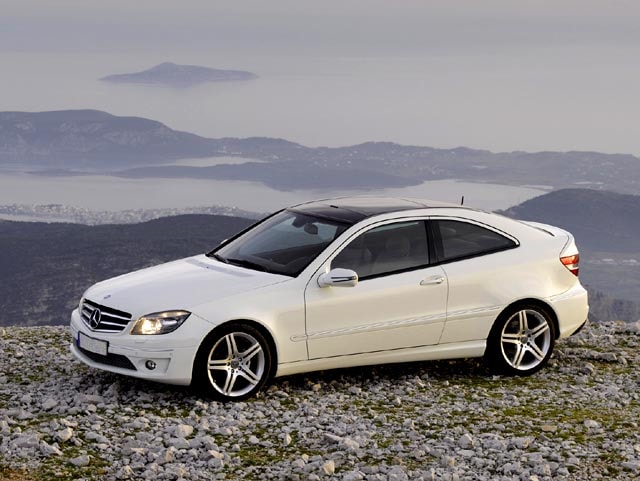 MERCEDES Classe CLC (CL203) - Foto e Immagini Esclusive - Archivio ...