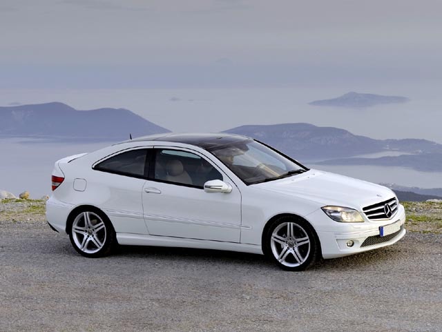 MERCEDES Classe CLC (CL203) - Foto e Immagini Esclusive - Archivio ...