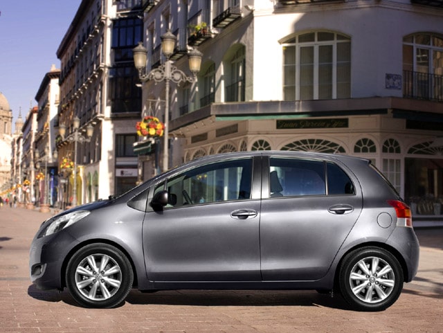 TOYOTA Yaris 2ª serie - Foto e Immagini Esclusive - Archivio ...