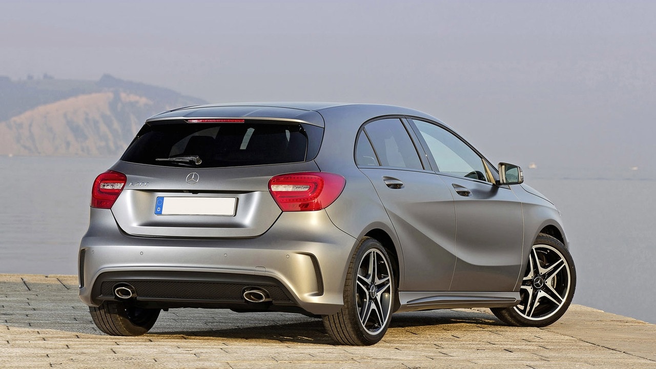 MERCEDES Classe A (W176) - Foto e Immagini Esclusive - Archivio ...