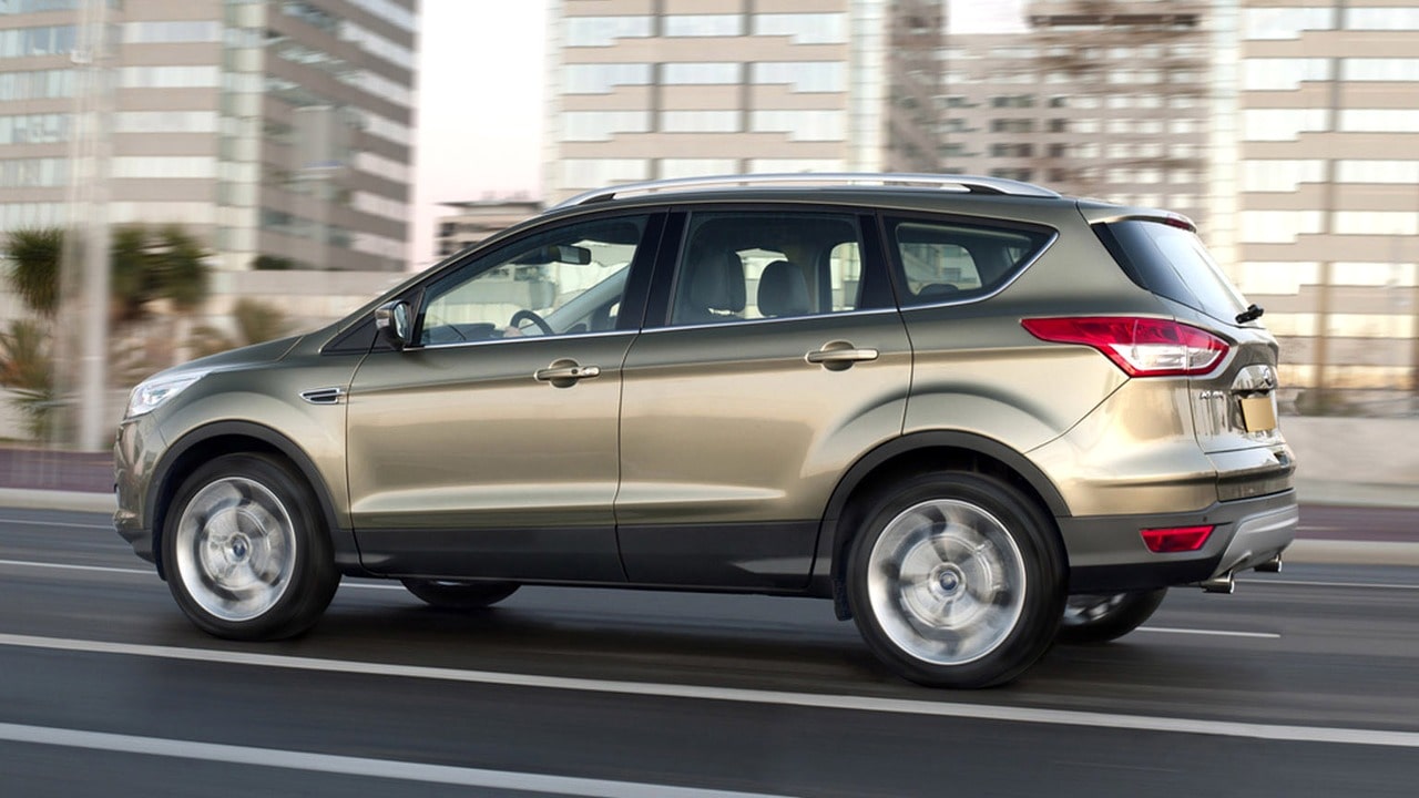 FORD Kuga 2.0 TDCI 150CV S&S 4WD Pow.Titanium - Foto e Immagini ...