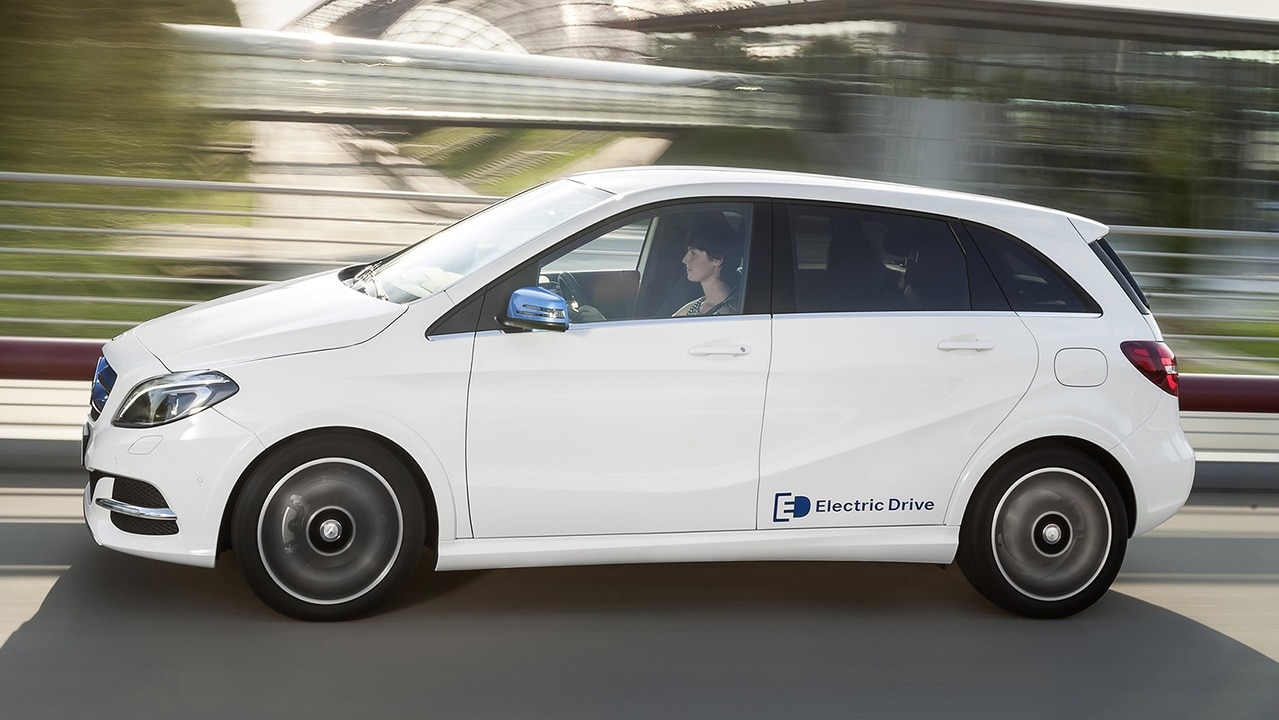 MERCEDES Classe B (T246/242) - Foto e Immagini Esclusive - Archivio ...