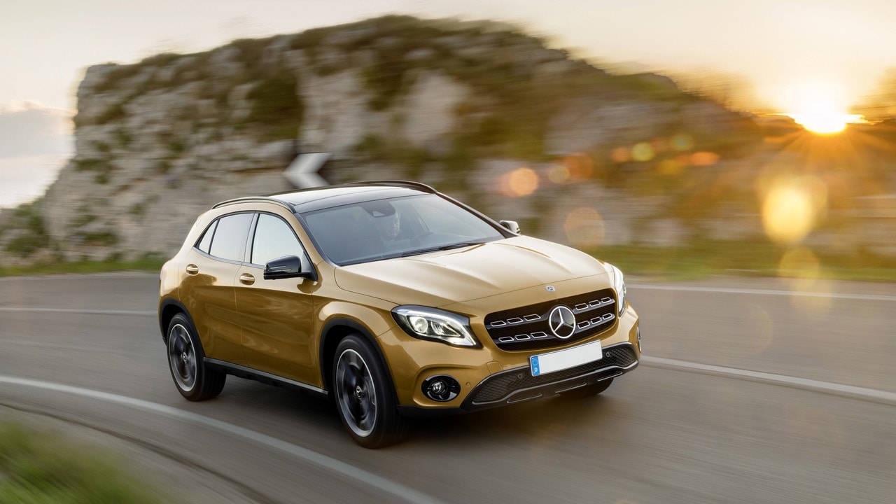 MERCEDES GLA 180 d Automatic Business Extra - Foto e Immagini Esclusive ...