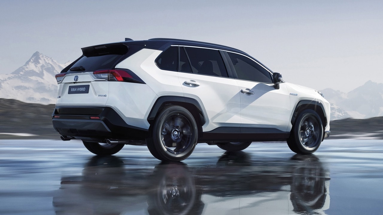 TOYOTA RAV4 2.5 HV (218CV) E-CVT 2WD Style - Foto e Immagini Esclusive ...