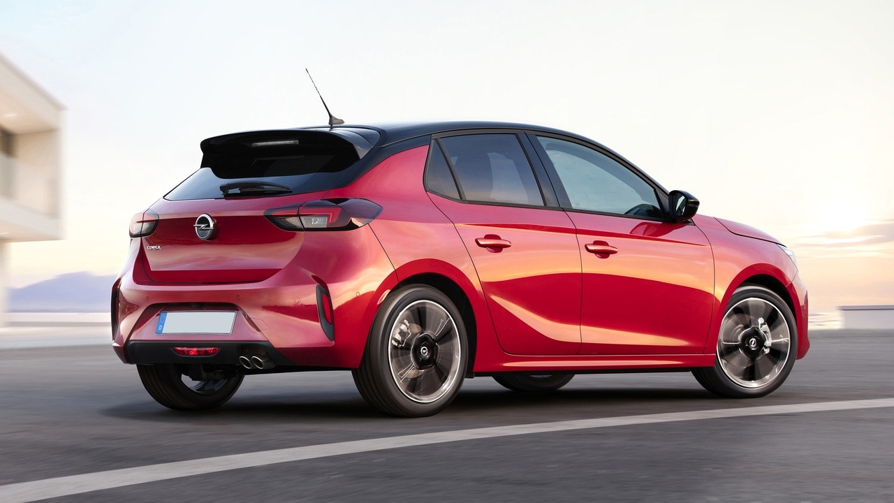 OPEL Corsa 1.2 130 CV aut. GS - Foto e Immagini Esclusive - Archivio ...