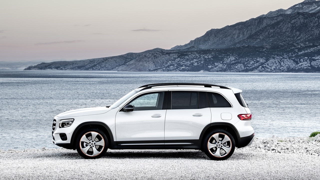 MERCEDES GLB 220 d Automatic Sport - Foto e Immagini Esclusive ...