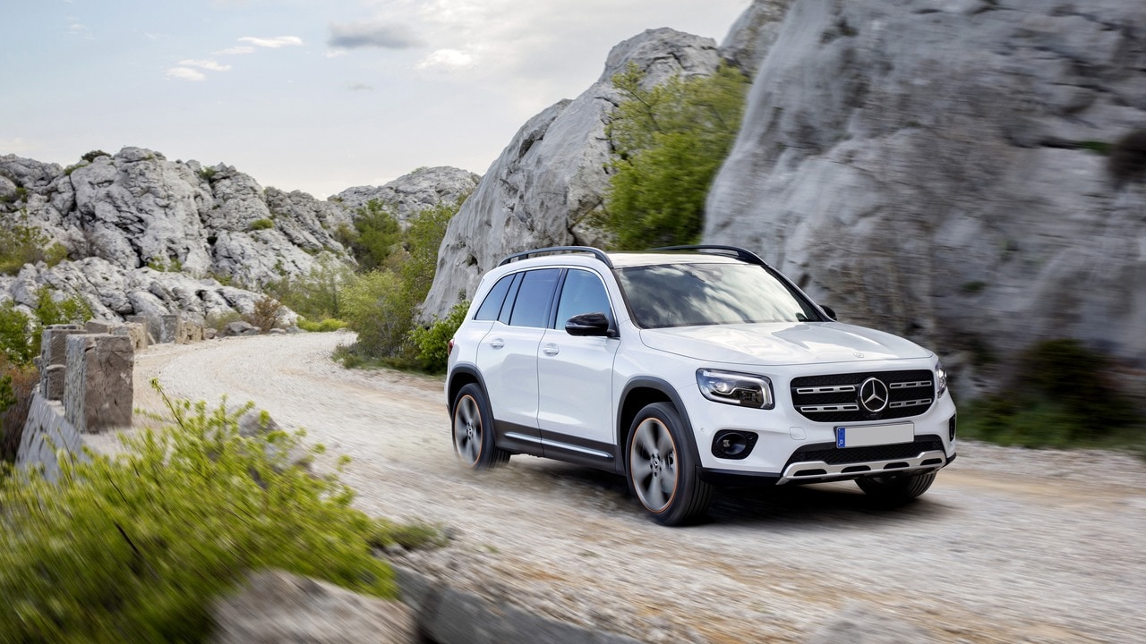 MERCEDES GLB 180 d Automatic Sport Plus - Foto e Immagini Esclusive ...