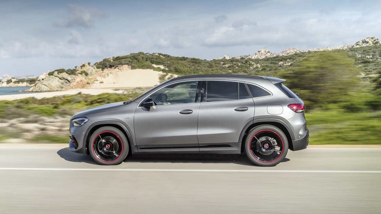 MERCEDES GLA - Foto e Immagini Esclusive - Listino - Quattroruote.it