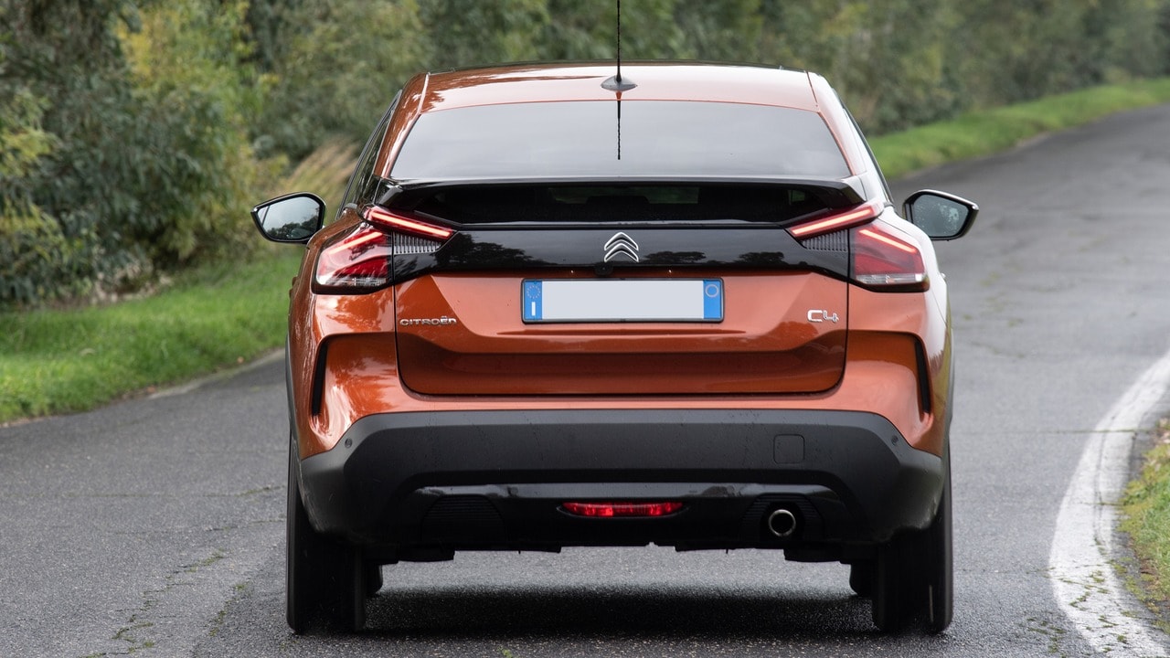 CITROEN C4 PureTech 100 S&S Live Pack - Foto e Immagini Esclusive ...