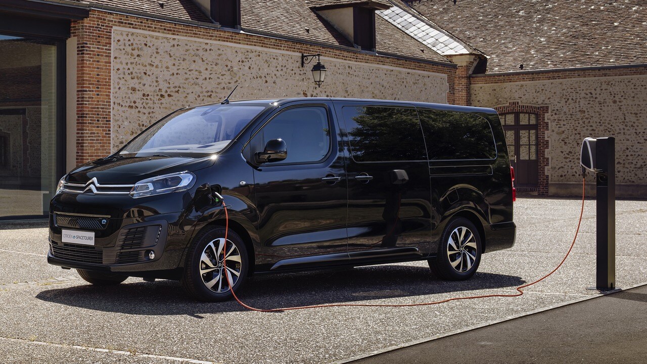 CITROEN e-SpaceTourer (75kWh) XL Business Lounge - Foto e Immagini ...