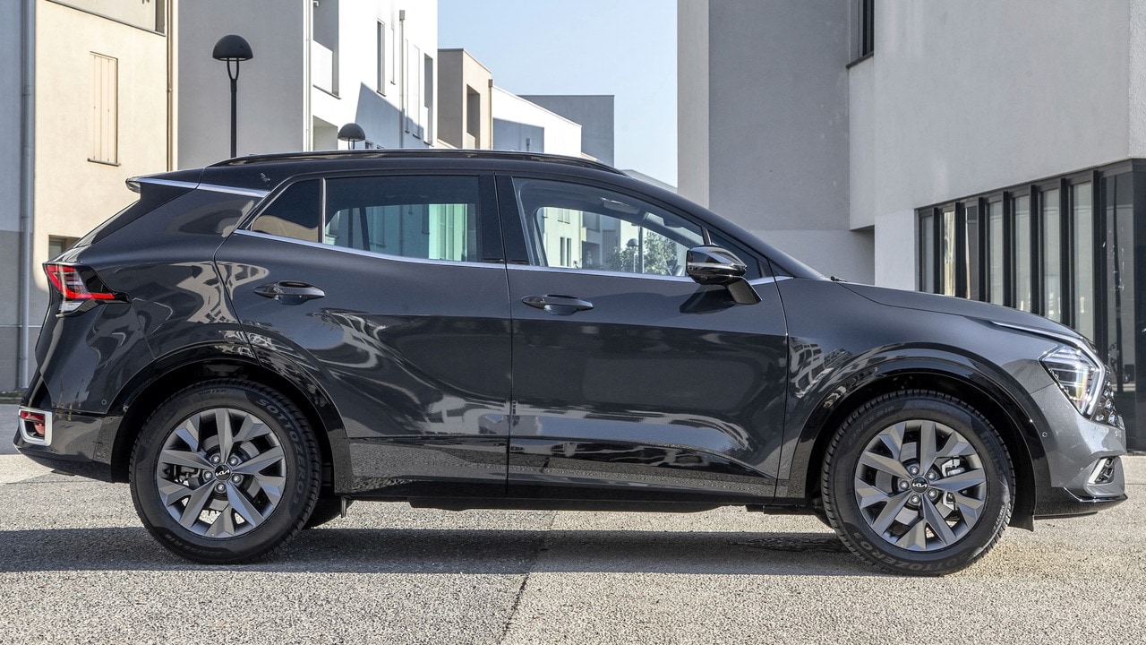 KIA Sportage 1.6 TGDi HEV AT Style - Foto e Immagini Esclusive ...