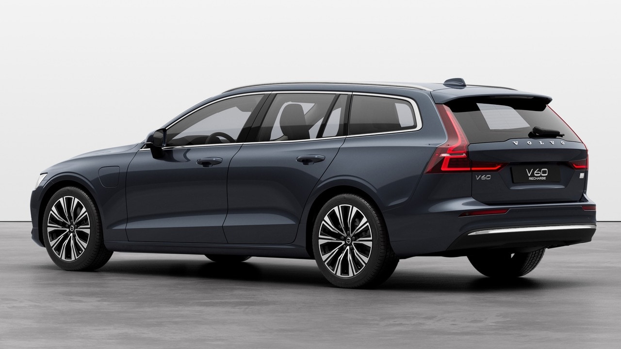 VOLVO V60 - Foto e Immagini Esclusive - Listino | Quattroruote.it