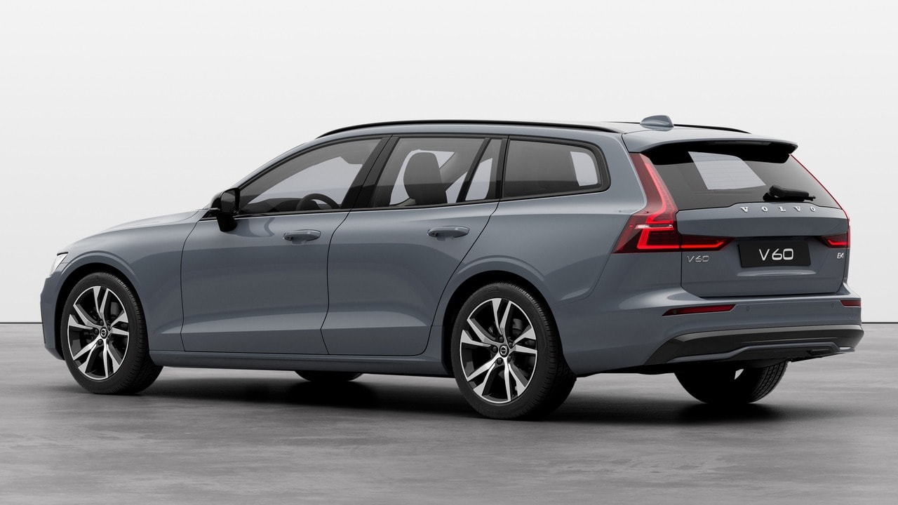 VOLVO V60 - Foto e Immagini Esclusive - Listino | Quattroruote.it