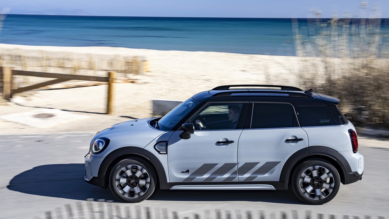 MINI Mini Countryman - Foto e Immagini Esclusive - Listino ...