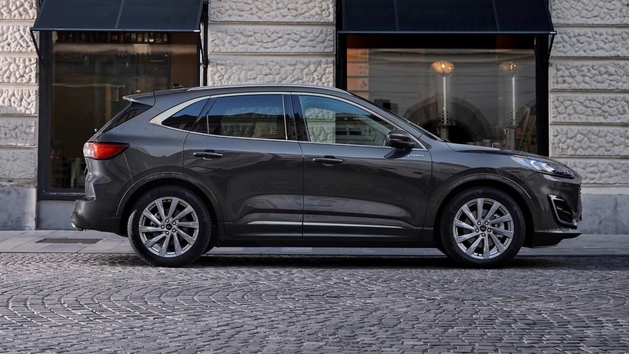 FORD Kuga 3ª serie - Foto e Immagini Esclusive - Archivio | Quattroruote.it