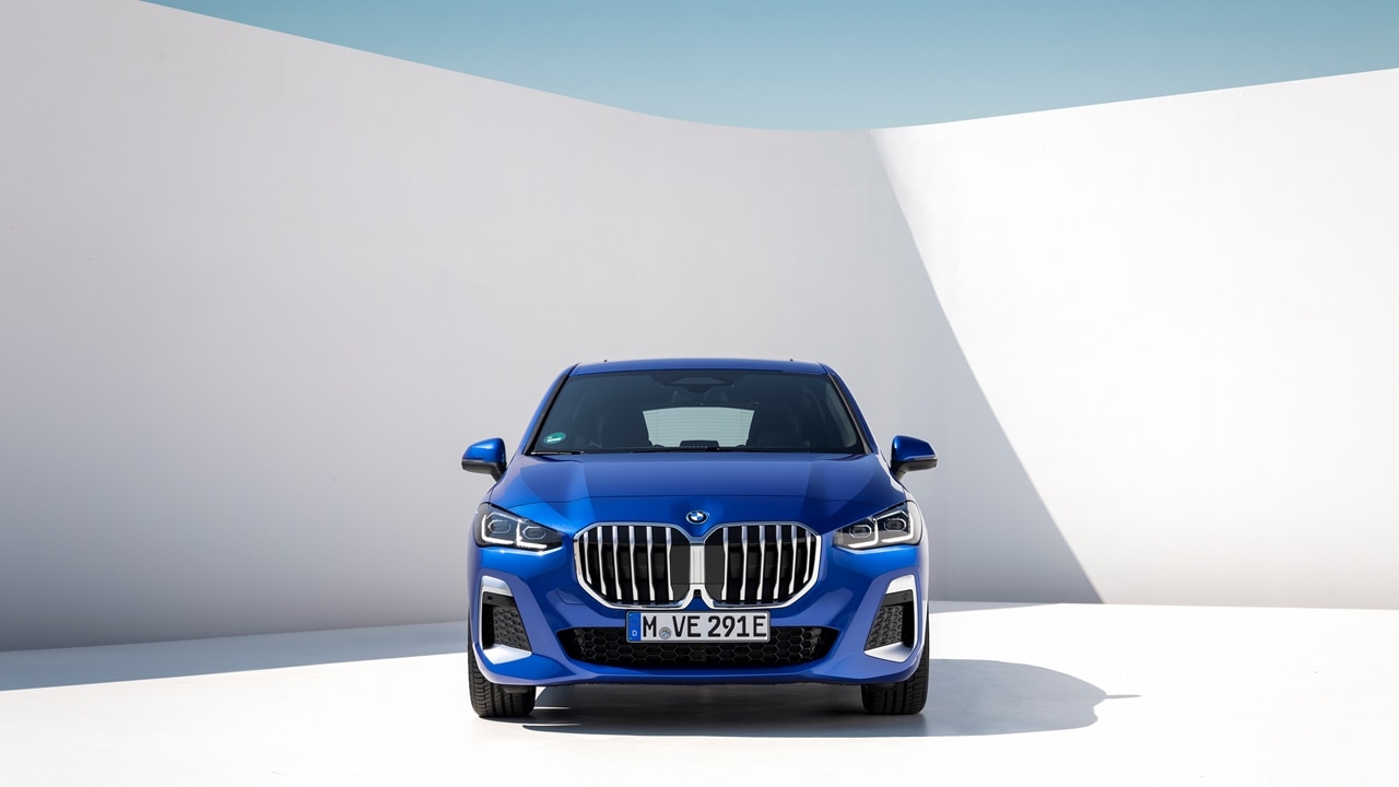 BMW 223d 48V xDrive Active Tourer Msport - Foto e Immagini Esclusive ...