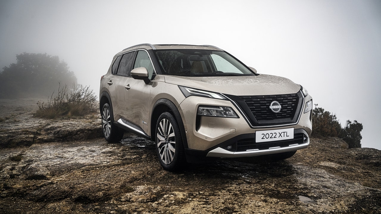 NISSAN X-Trail e-Power e-4orce 4WD 7p.ti Tekna - Foto e Immagini ...