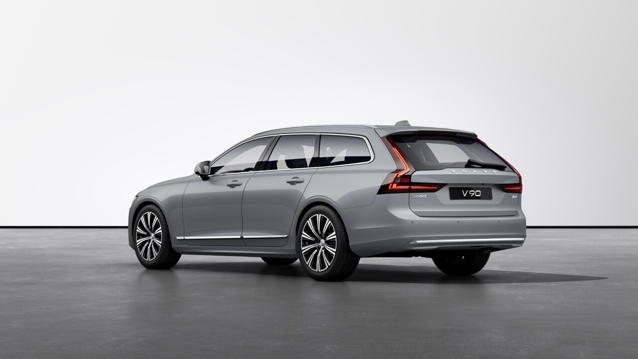 VOLVO V90 B4 automatico Ultimate Bright - Foto e Immagini Esclusive ...