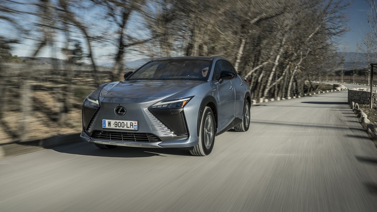 LEXUS RZ Full Electric - Foto e Immagini Esclusive - Listino ...