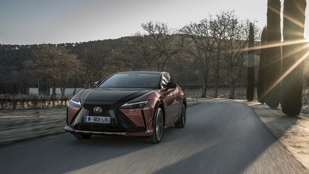 LEXUS RZ Full Electric - Foto e Immagini Esclusive - Listino ...