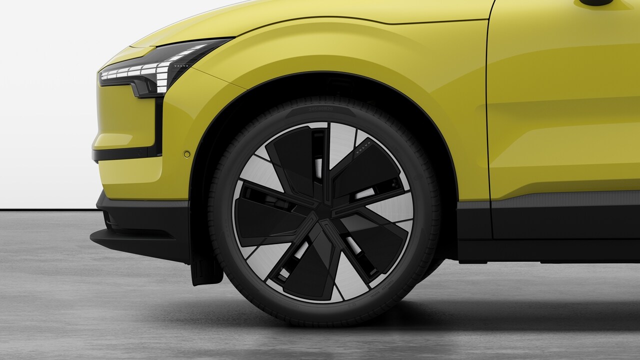 VOLVO EX30 - Foto e Immagini Esclusive - Listino | Quattroruote.it