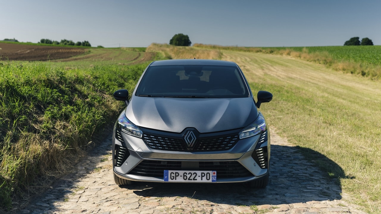 RENAULT Clio 2025 - Foto e Immagini Esclusive - Listino | Quattroruote.it