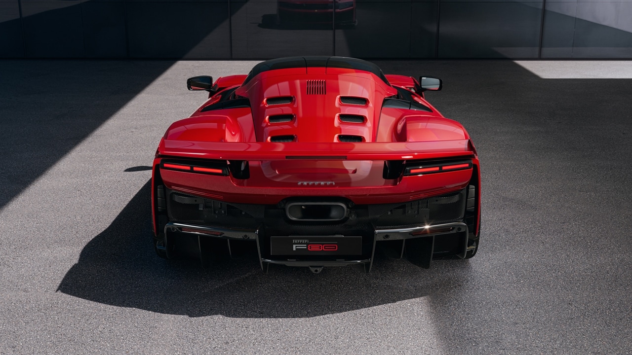 FERRARI F80 - Foto e Immagini Esclusive - Listino | Quattroruote.it