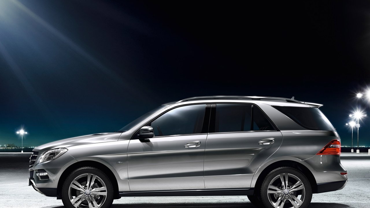 MERCEDES ML 250 BlueTEC 4Matic Sport - Foto e Immagini Esclusive ...