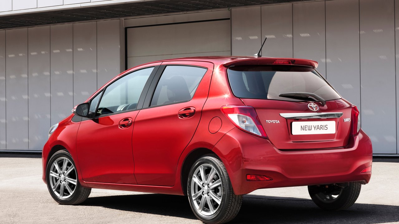 TOYOTA Yaris 3ª serie - Foto e Immagini Esclusive - Archivio ...