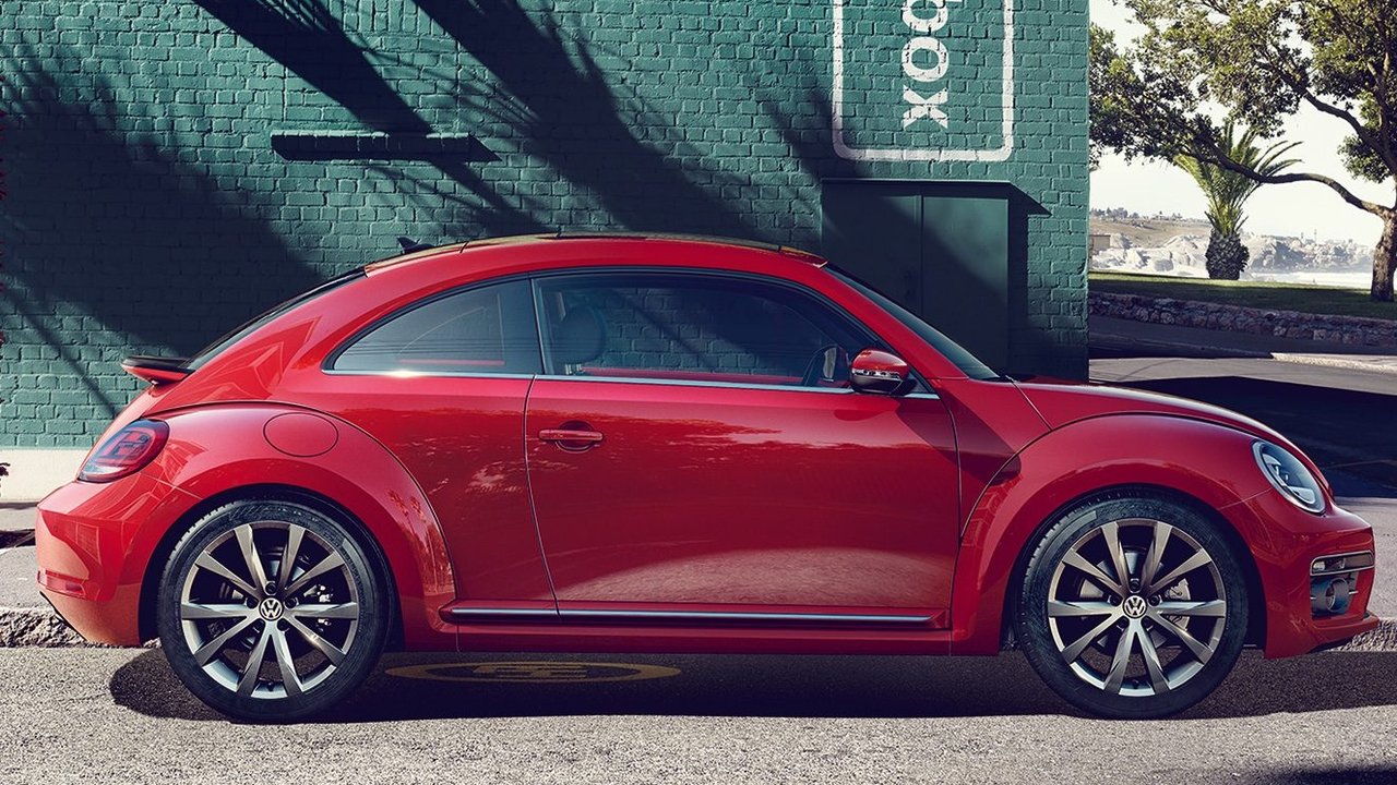 VOLKSWAGEN Maggiolino - Foto e Immagini Esclusive - Archivio ...