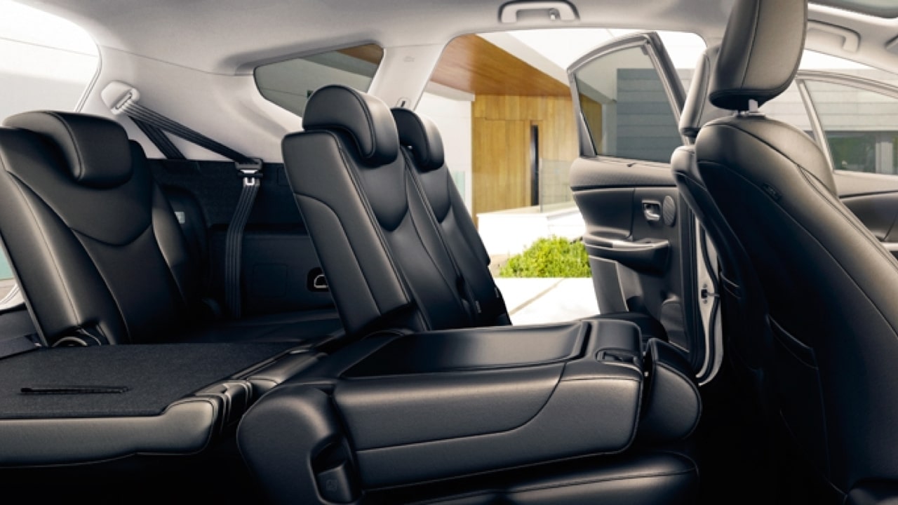 TOYOTA Prius 7 posti - Foto e Immagini Esclusive - Listino ...