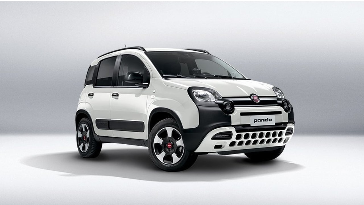 FIAT Panda 1.0 FireFly S&S Hybrid City Cross - Foto e Immagini ...