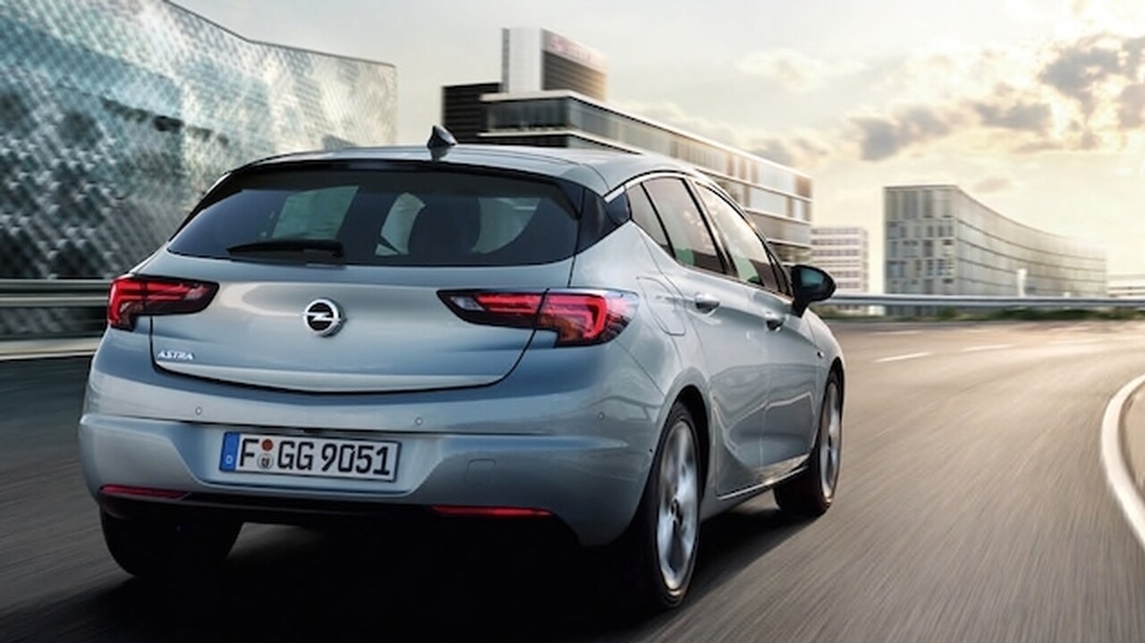 OPEL Astra 1.5 CDTI 122 CV S&S AT9 5p.GS Line - Foto e Immagini ...