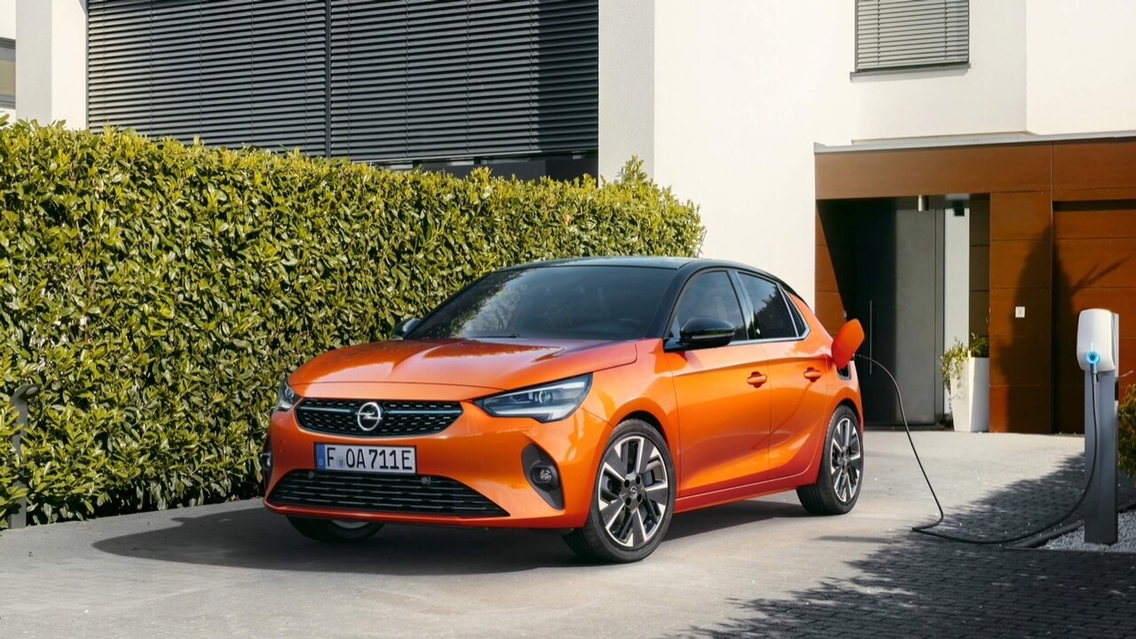 OPEL Corsa-e 5p. GS Line + - Foto e Immagini Esclusive - Archivio ...