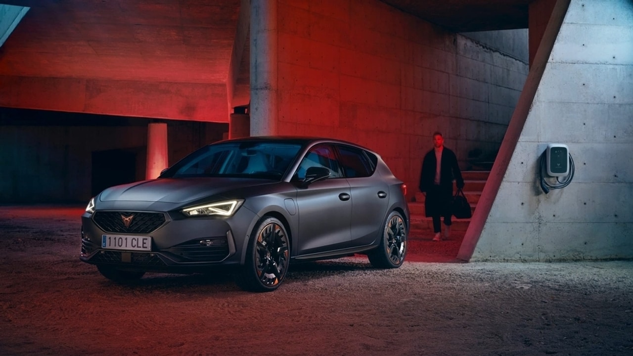 CUPRA Leon 2.0 TSI 245 CV DSG - Foto e Immagini Esclusive - Archivio ...