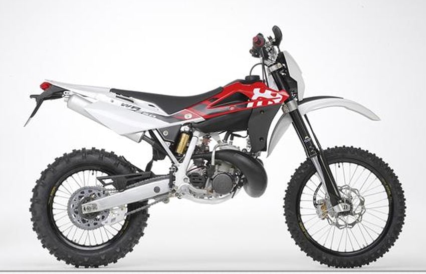 Husqvarna WR 300 Prezzo, Scheda tecnica e Foto | Dueruote