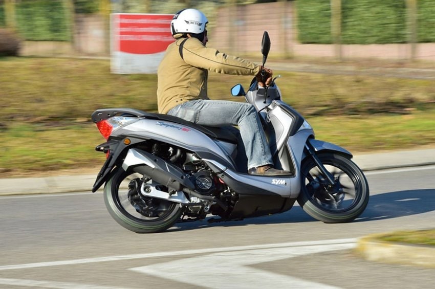 Sym Symphony 125 ST Prezzo, Scheda tecnica e Foto | Dueruote