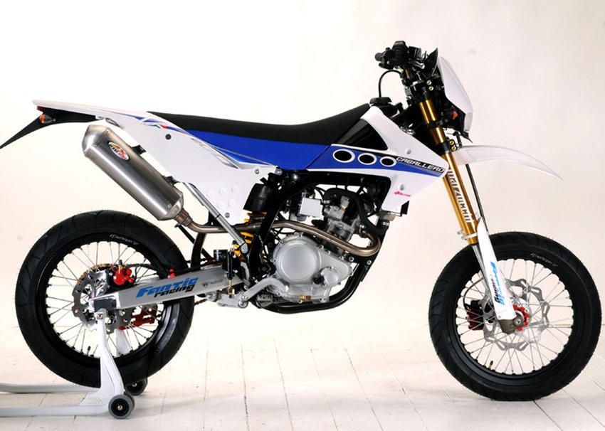 Fantic Motard 200 Competizione Prezzo, Scheda tecnica e Foto - Dueruote
