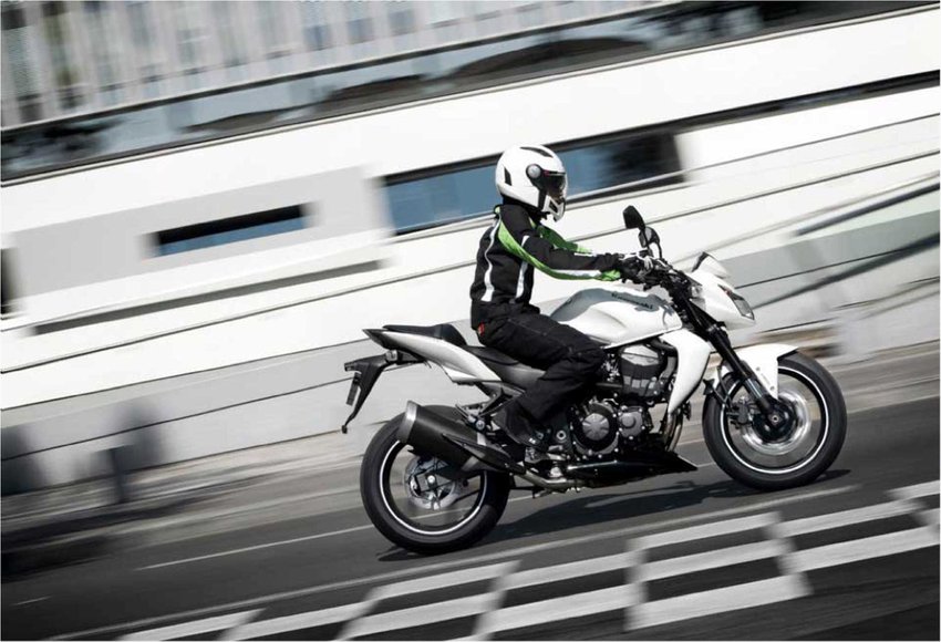 Kawasaki Z 750 ABS Prezzo, Scheda tecnica e Foto - Dueruote